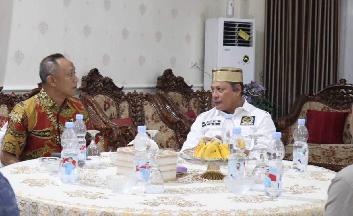 Senator Andi Waris Halid Dukung Program Gemerlap Selayar - LIPUTAN.CO.ID