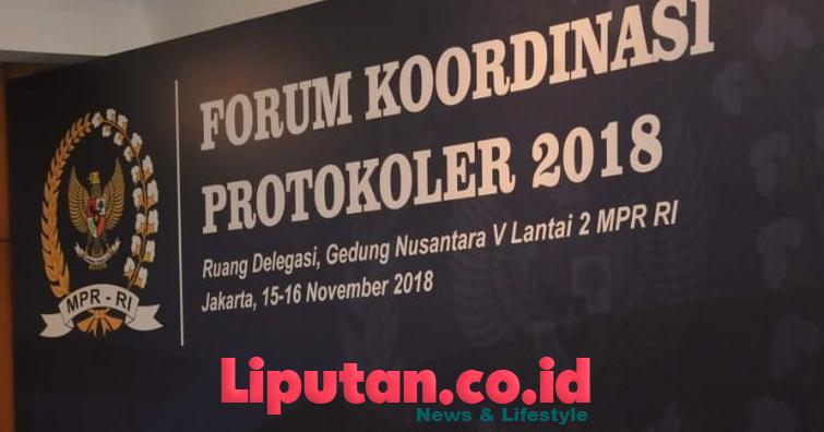 Aturan Protokoler: Tempat Duduk Ketua Partai di Belakang Menteri ...